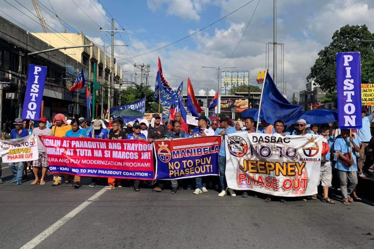 CHILDREN OF JEEPNEY DRIVERS AFFECTED BY PUV MODERNIZATION MIGHT STOP ...