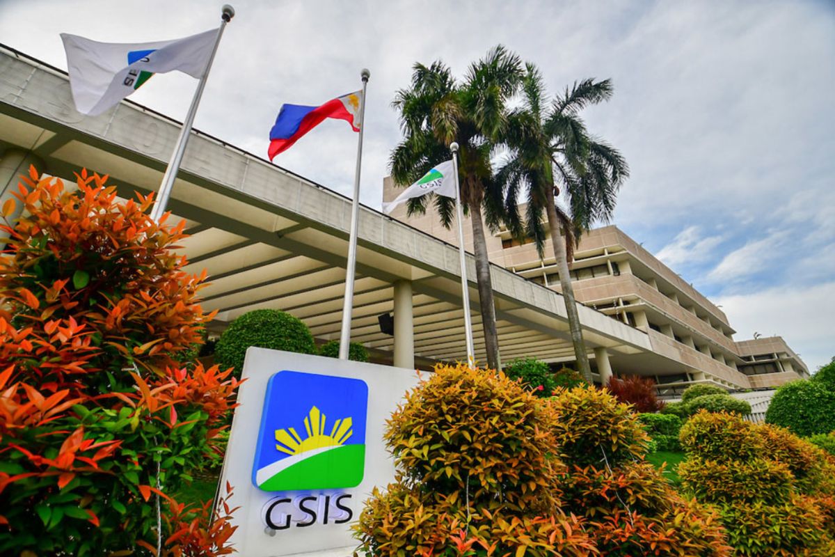 GSIS TO GRANT STEM SUBSIDIES TO 1K COLLEGE FRESHMEN - The POST